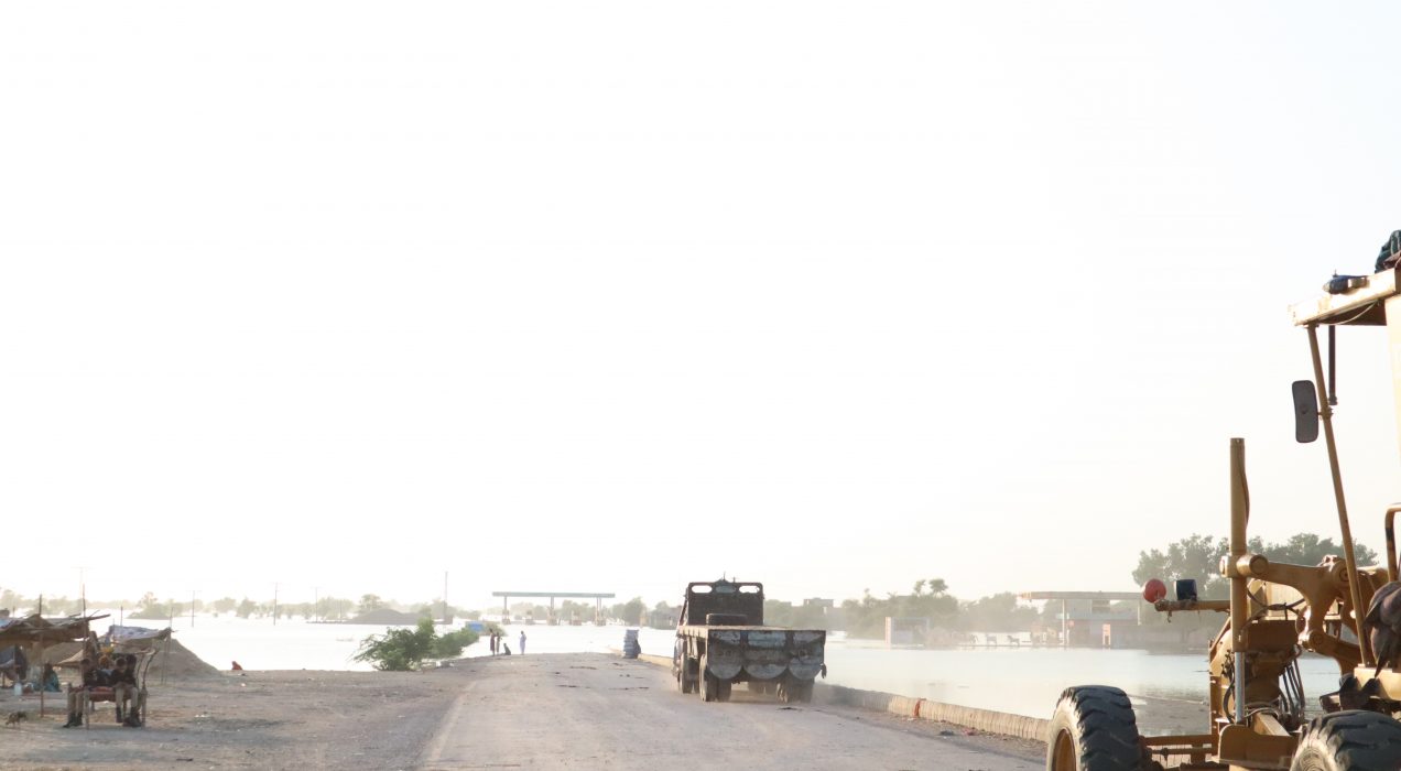 Flood-proofing the road network (1): roads as flood shelters in ...