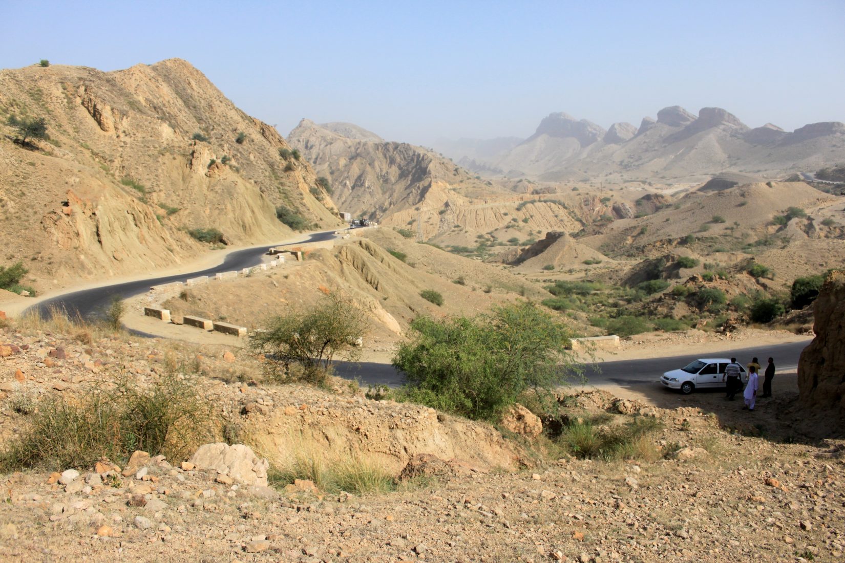 Flood-proofing the road network (3): roads for upland water retention ...